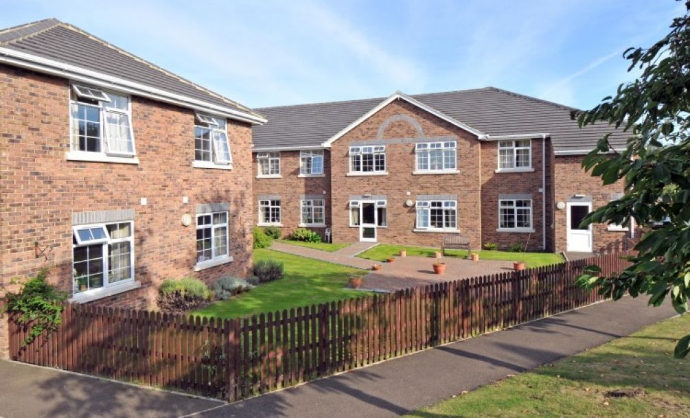 Runwood Homes celebrates first ‘outstanding’ care home