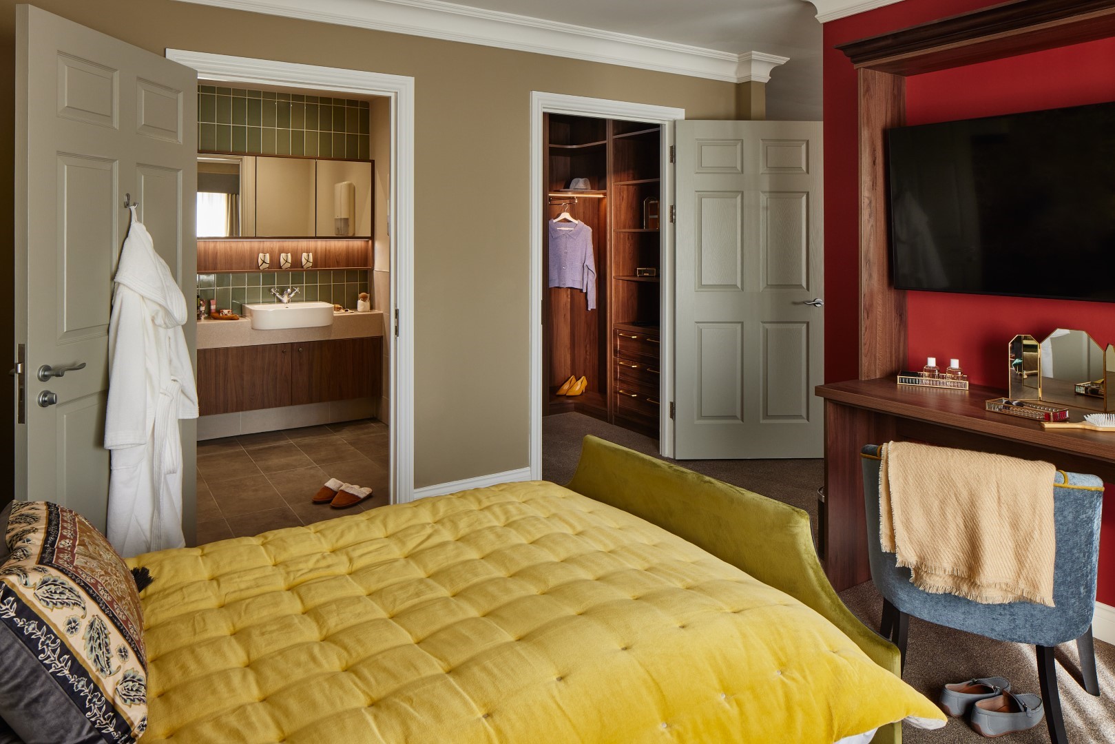 Take a peek inside Hallmark's new £23m luxury Bath care home